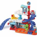 Toet Toet Auto – Family Stores Shops